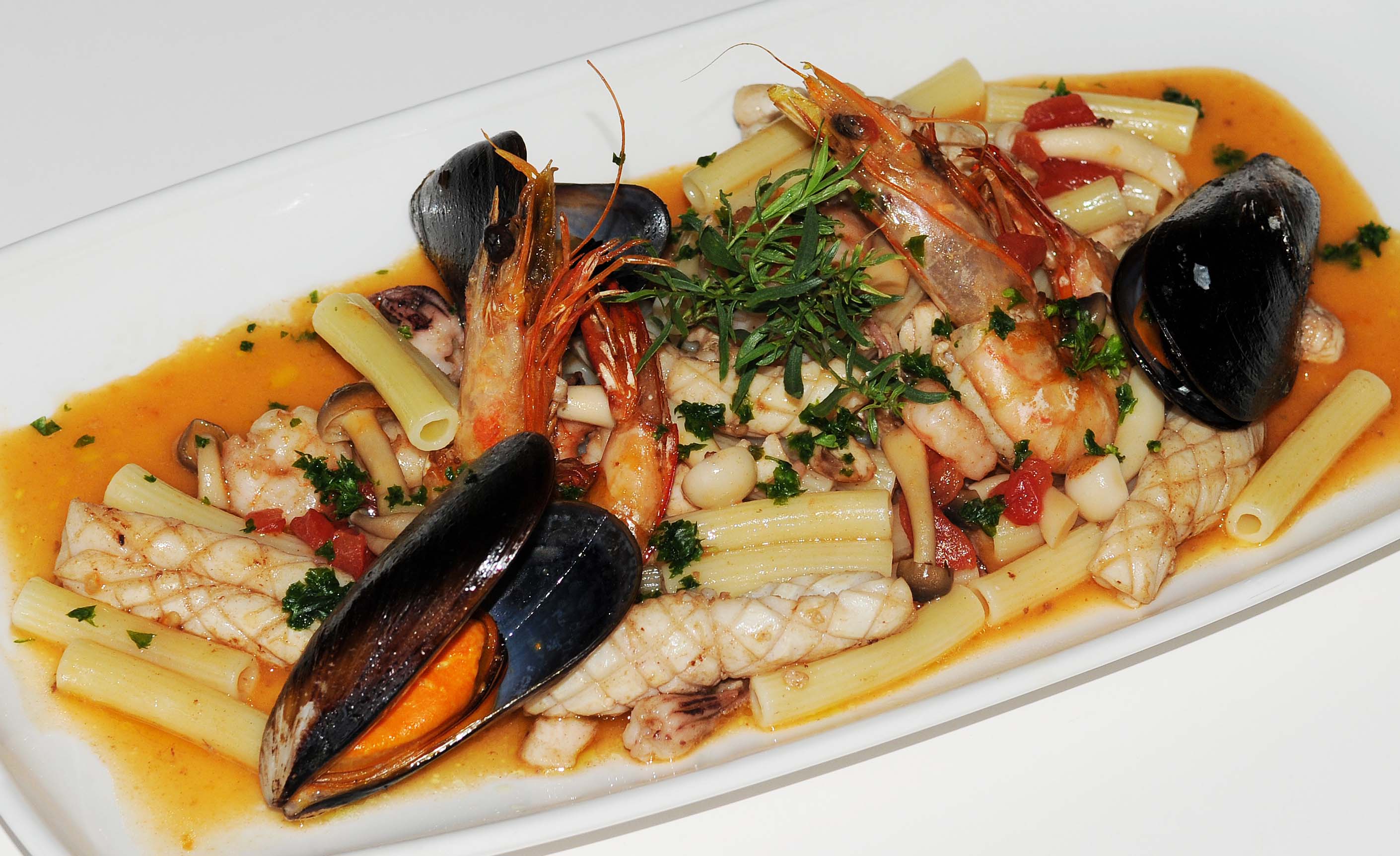 MIXED SEAFOOD PASTA – Fine Dining for You